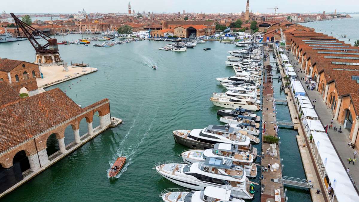 Yacht Berthing Venice Venice Yacht Marinas: WSA 2024 Best Spots
